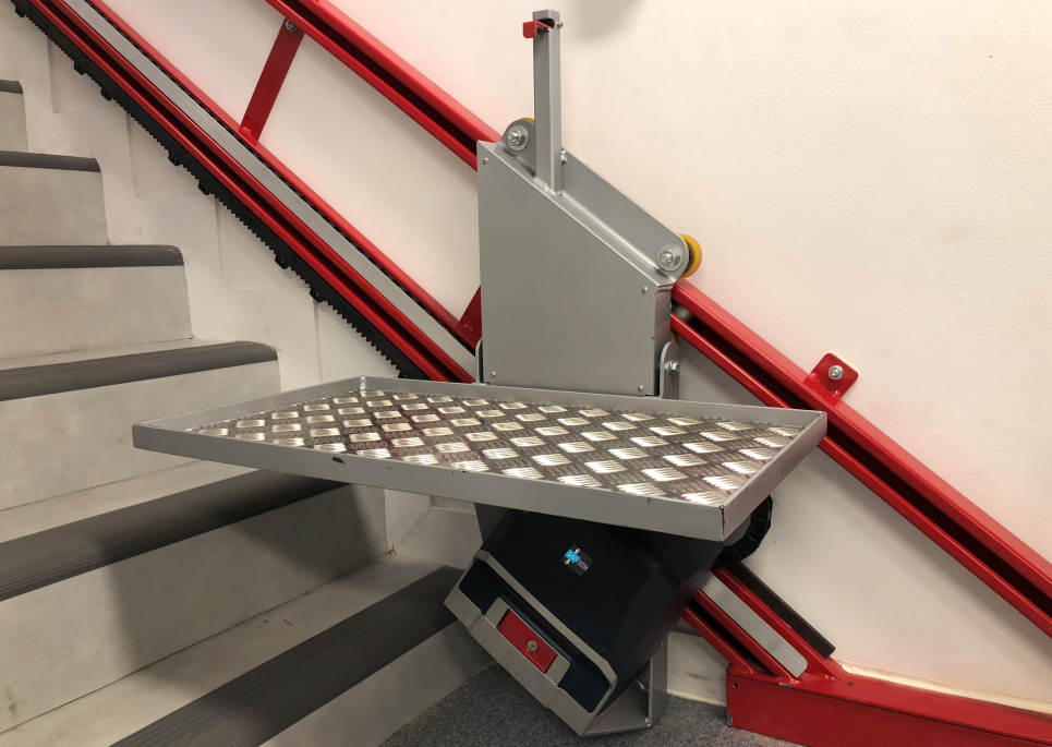 MONTE-CHARGES SPÉCIAUX - SAFtech